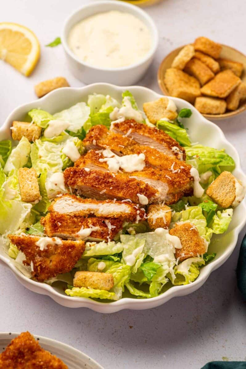 Easy Crispy Chicken Caesar Salad Recipe - Food Exit Recipes