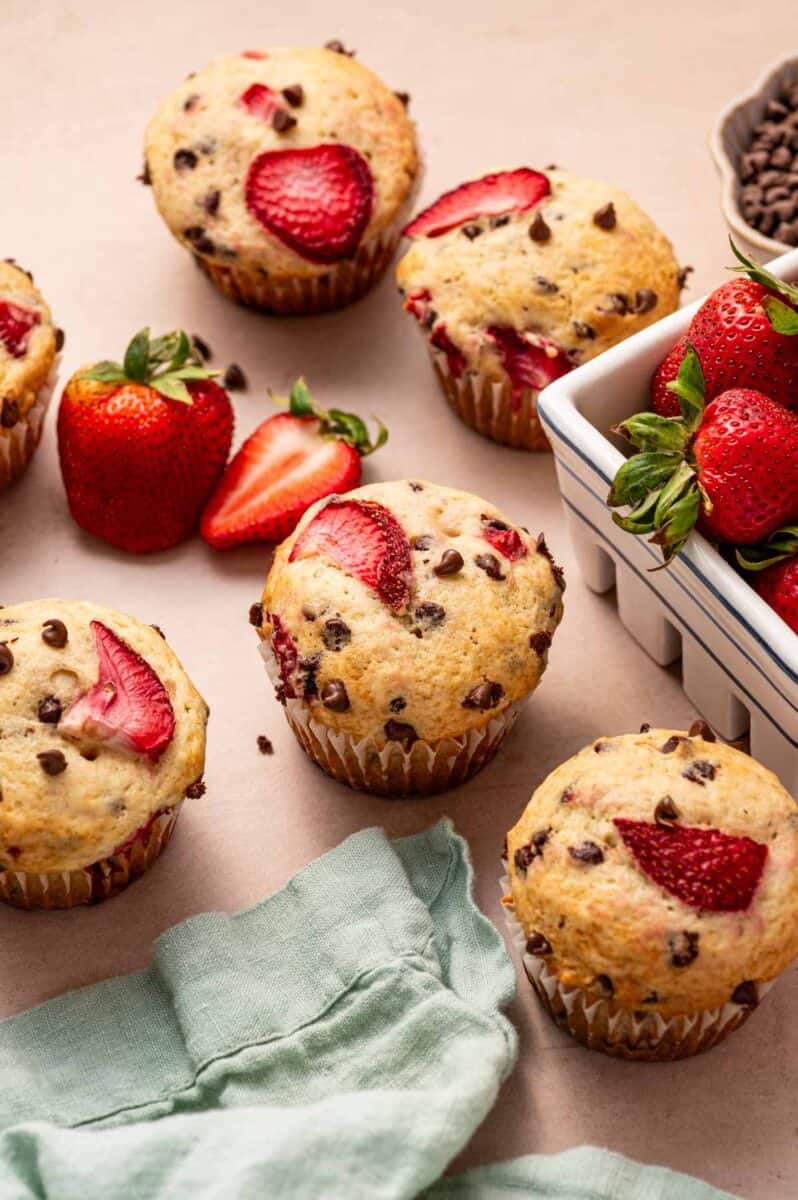 Strawberry Chocolate Chip Muffins Recipe (EASY) - Food Exit Recipes